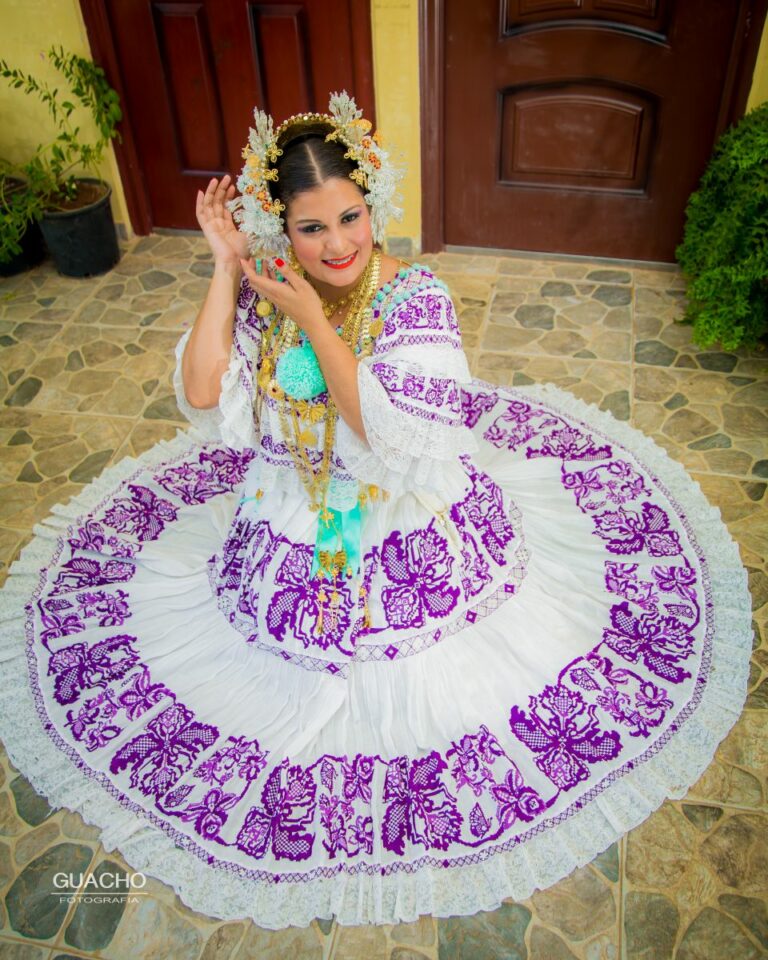 Desfile de las Mil Polleras 2025 en Panamá - Ver Panamá